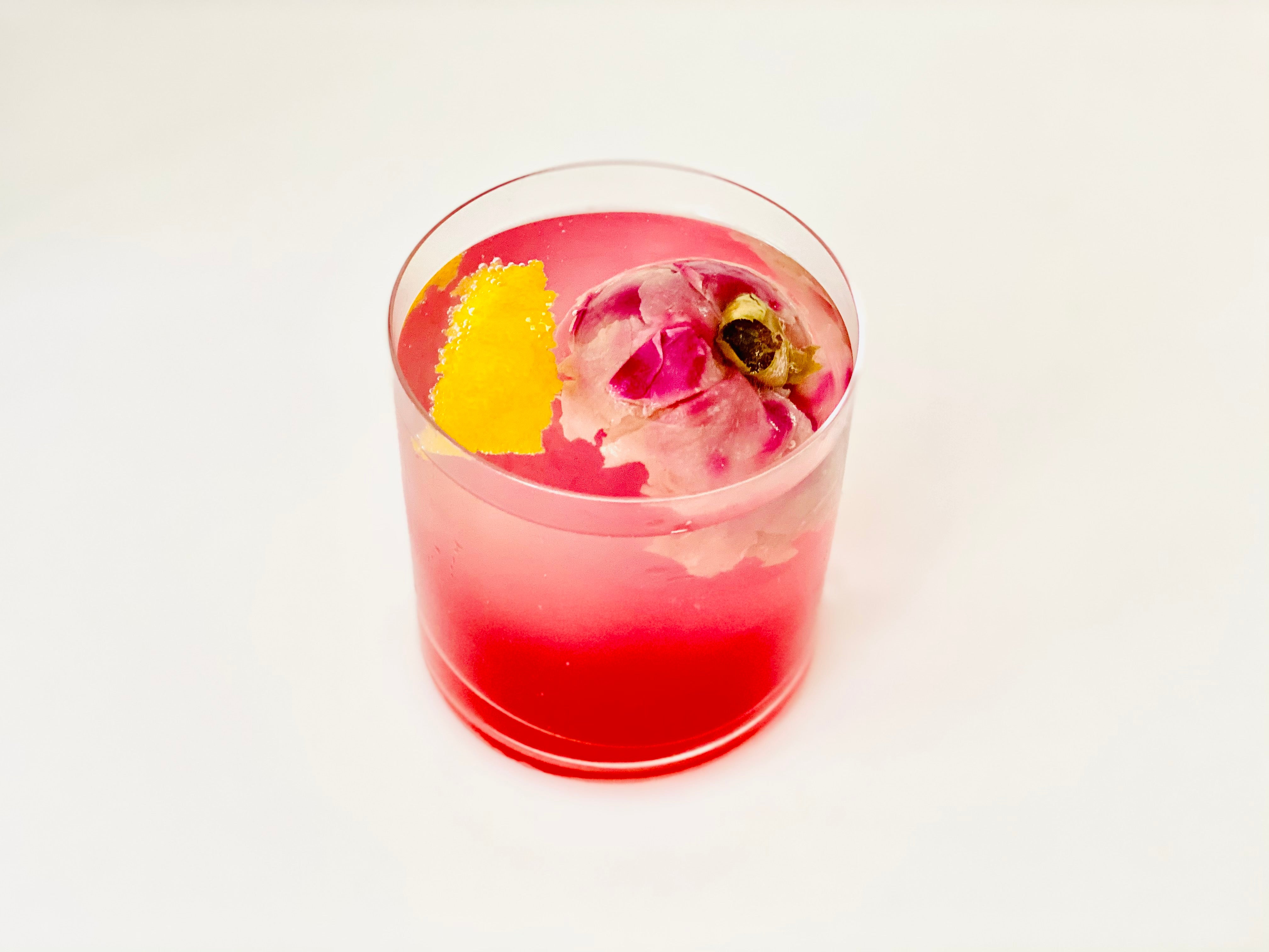 Flower ice sparkling rose lemonade