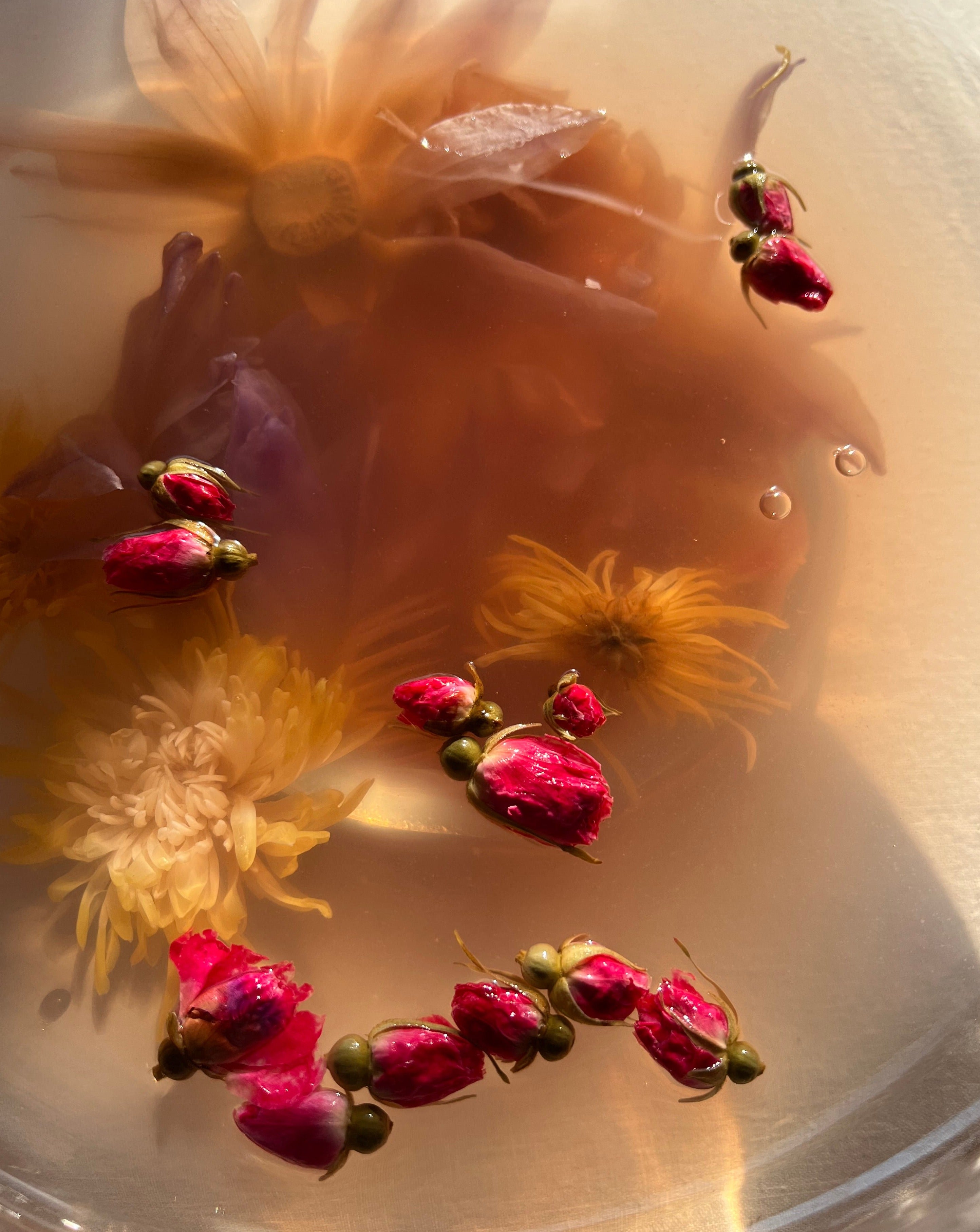 Shangri-la Rosebud Flower Tea | The Qi